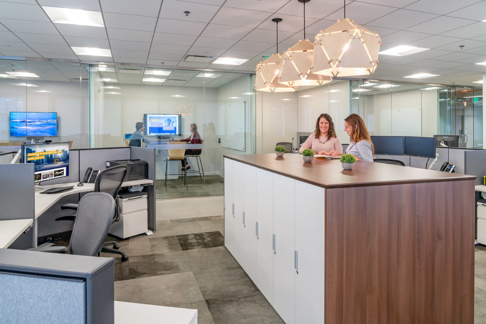 Creative Office Resources | Cresa