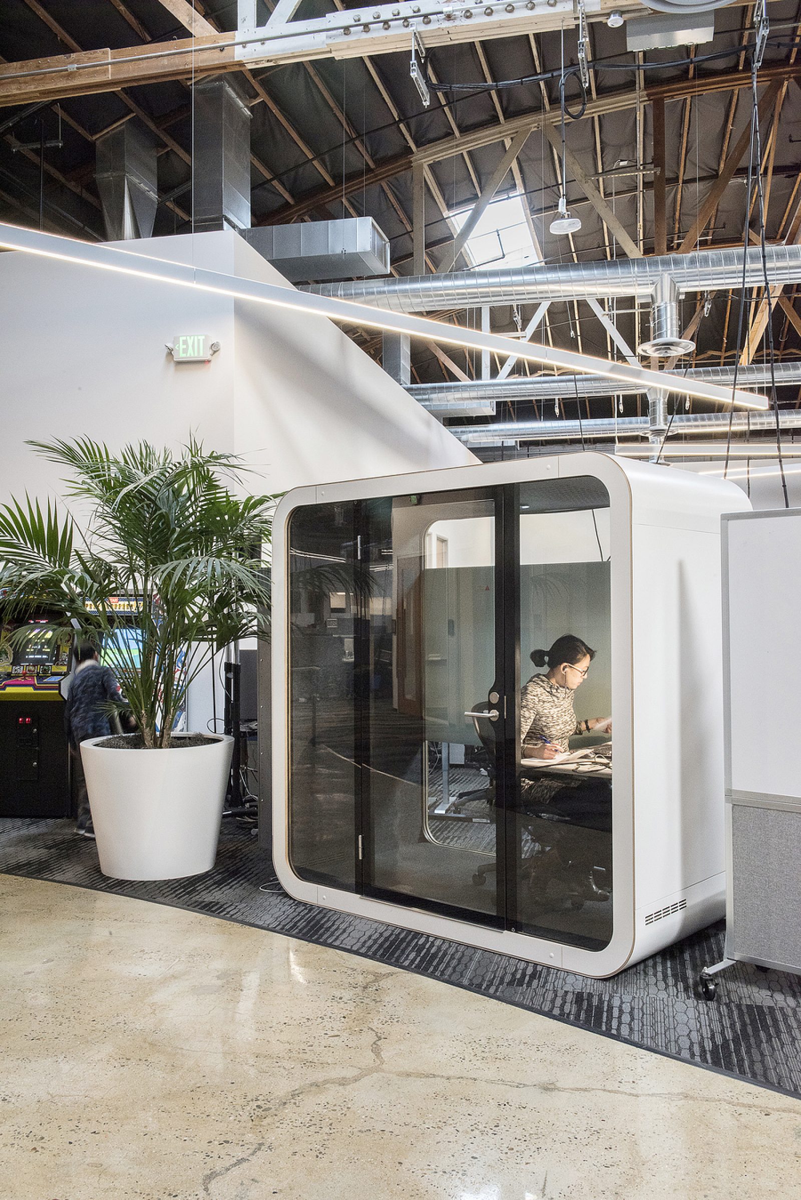 Creative Office Resources | Framery Q Office Pod