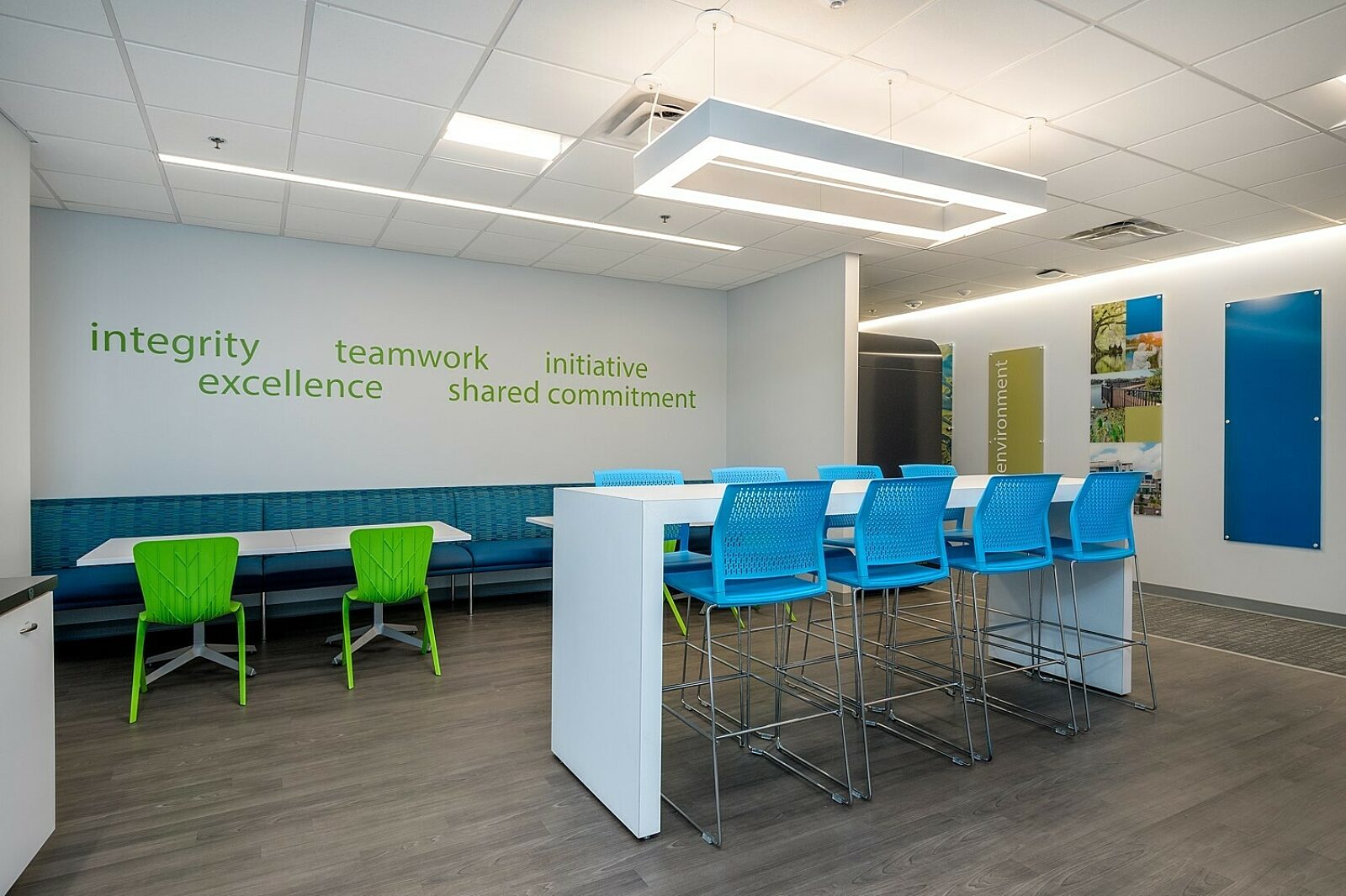 Creative Office Resources | CDM Smith